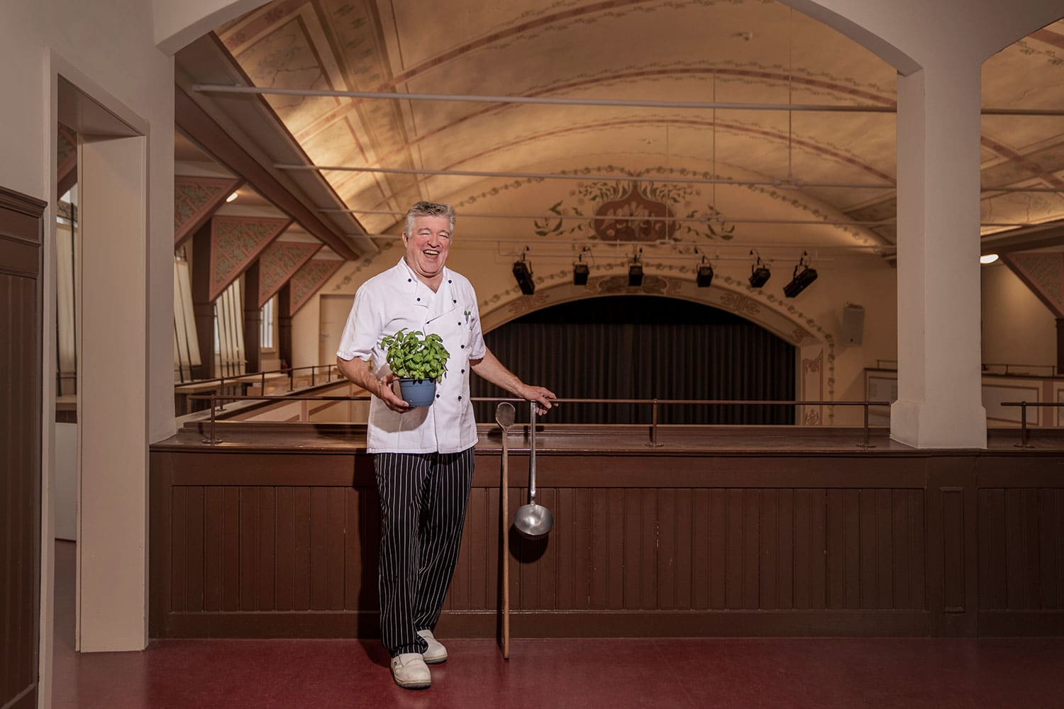 Gaststätte Saalbau Neuhausen - Ich bin Bauze!